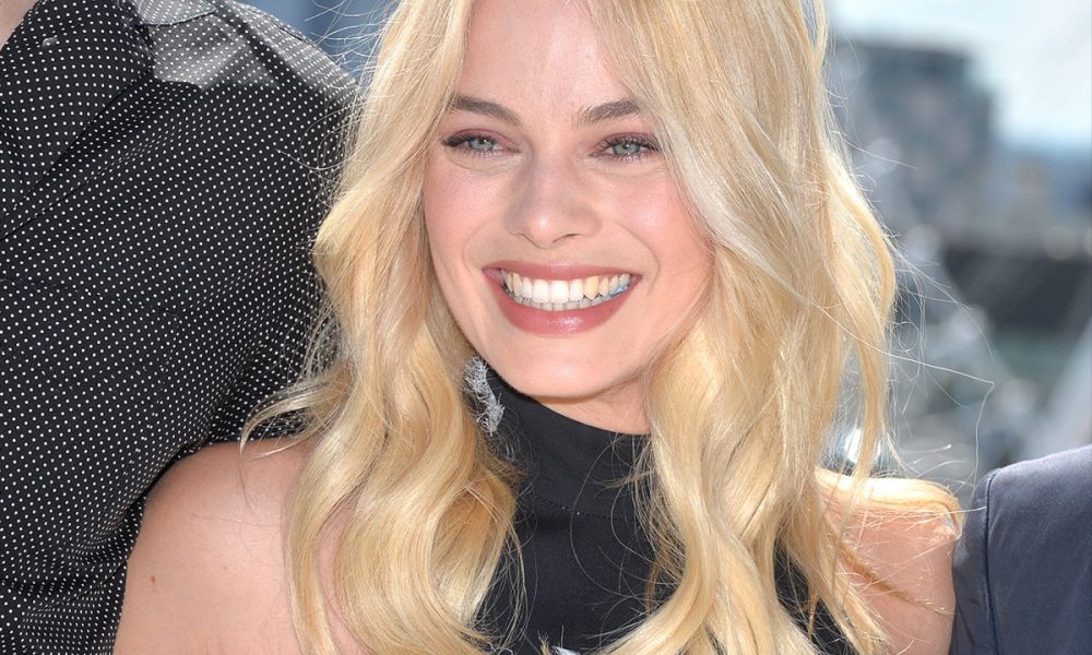 Margot Robbie | Movies, TV Shows, Family, Barbie, & Wolf - Theclockend