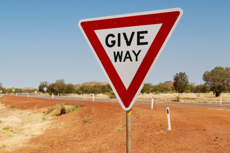 When to Give Way: Essential Scenarios on the Road - Theclockend.com